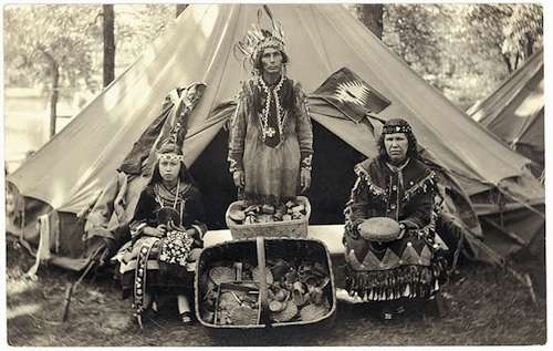 Flashback Photo: Plymouth Celebrates the 300th Anniversary of the ...
