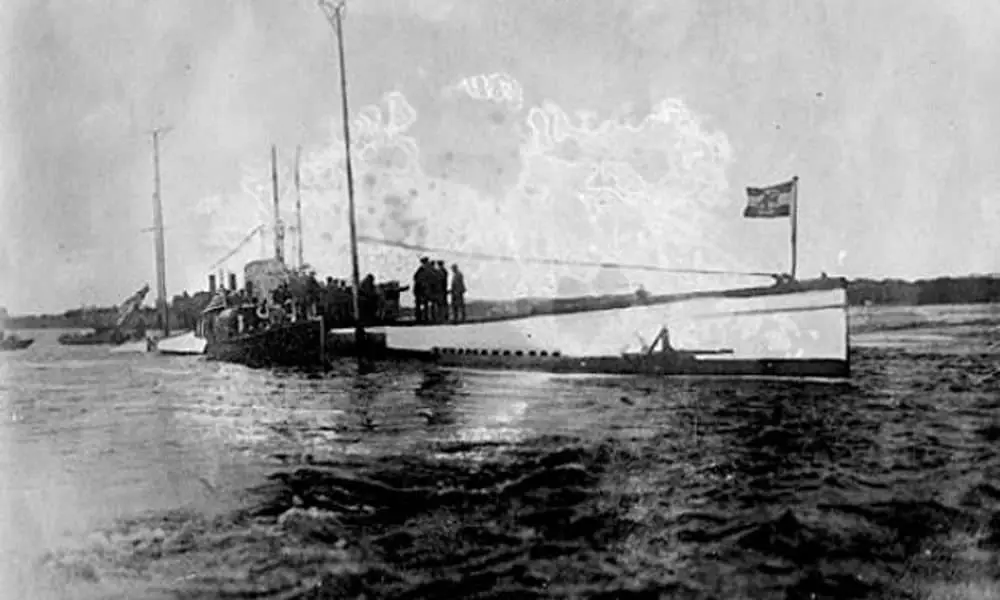 The Surprising German U-boat Visit to Newport, RI, During WWI - New ...
